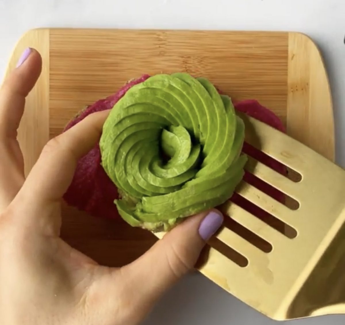 Avocado Rose Tutorial - Veggie World Recipes