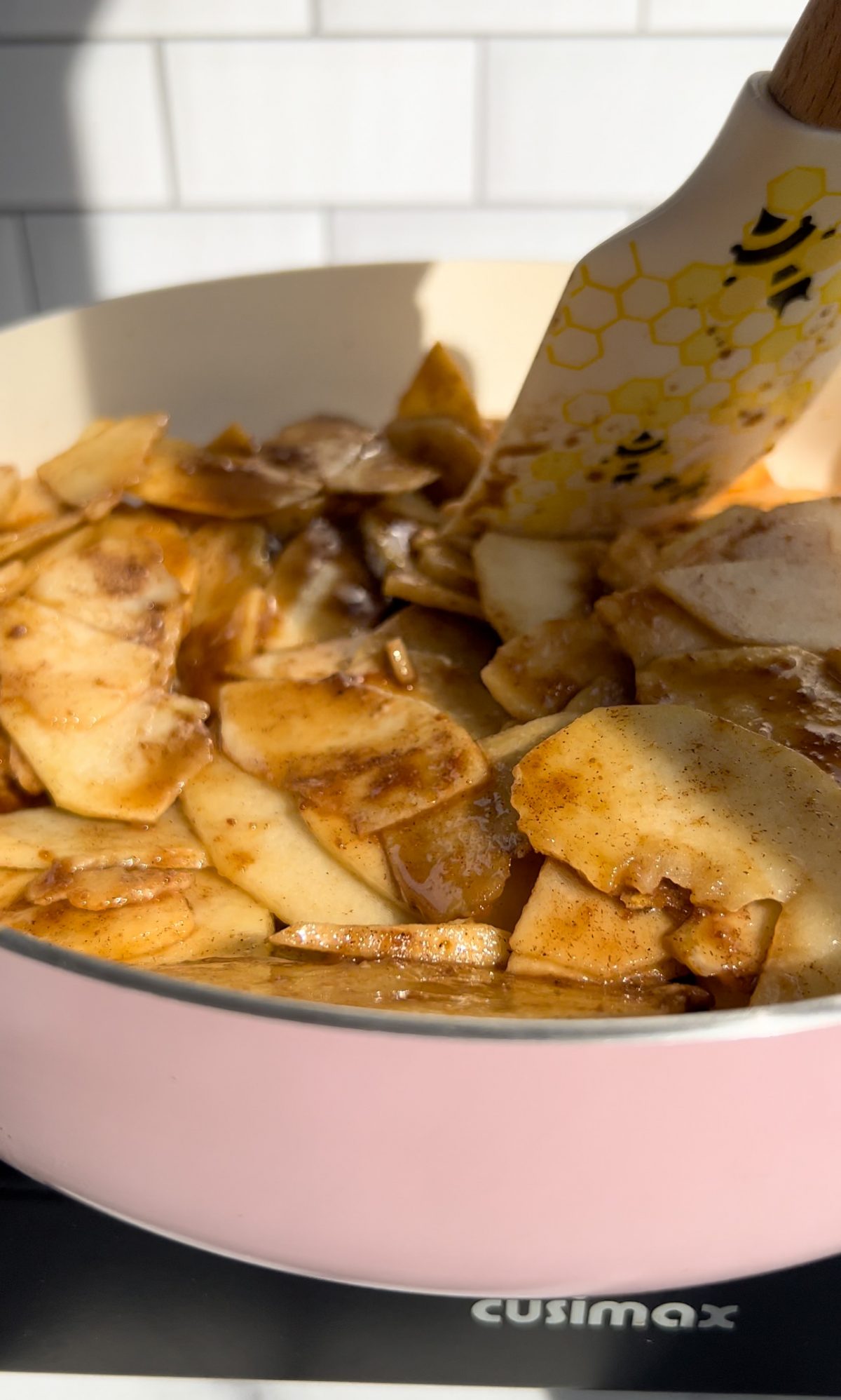 Easiest Apple Bars (with Vegan Caramel Sauce) - Veggie World Recipes